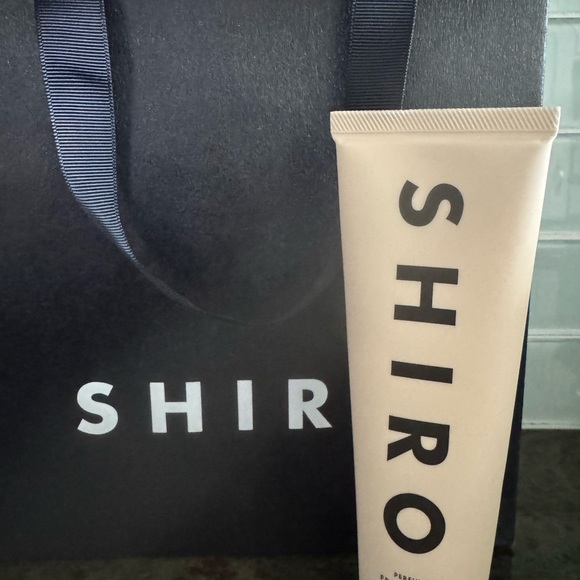 Shiro | Bath & Body | Shiro Freesia Mist Hand Serum 32 Oz Japan Brand ...